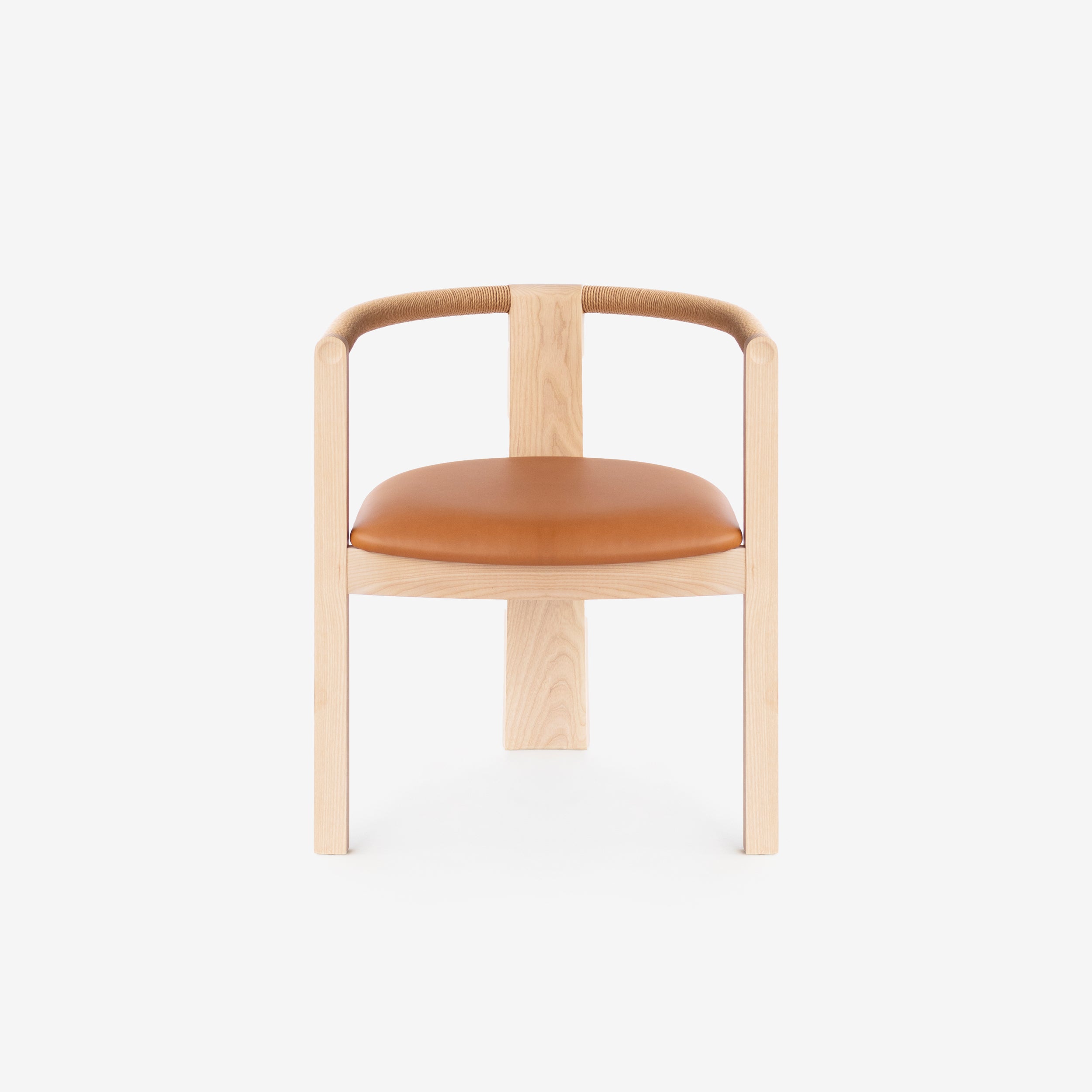 Meia Lua Armchair – Leibal